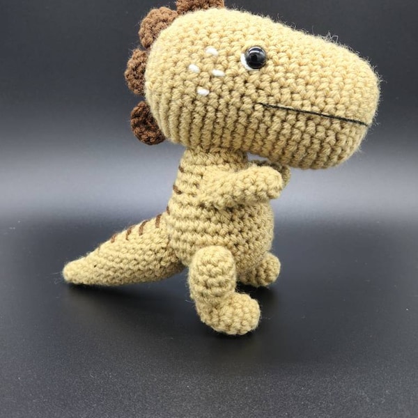PATTERN: Viktor the Velociraptor - Crochet Raptor Pattern - Amigurumi ...