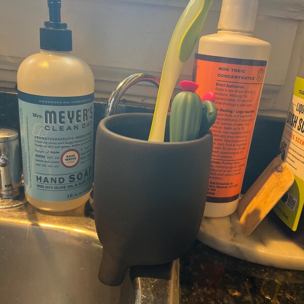 MADE TO ORDER Round Mug Black 11-12oz, Ceramic, Pottery, Handmade ...