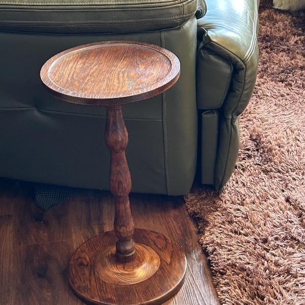 Small Oak Side Table / Lamp Table - Etsy UK