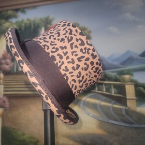 Casual and Classic: the G&h Corduroy Fiddler Cap for Timeless Style - Etsy