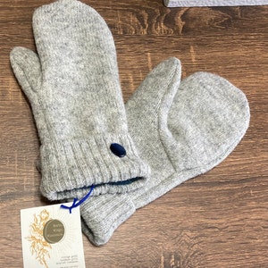 Handmade Wisconsin Driftwood Beaded Suncatcher Beautiful Rainbow Colors ...