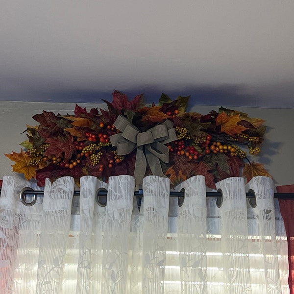 Fall Leaf Swag, Horizontal Autumn Maple Leaf Decor, Harvest Wall ...