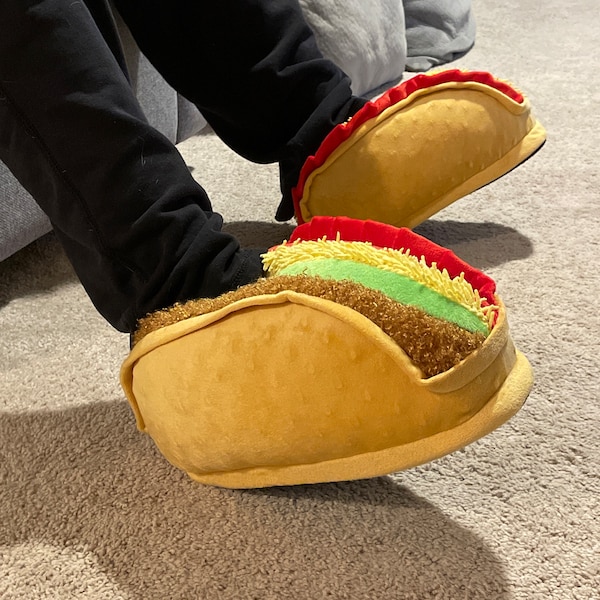 Coddies Taco Slippers | Gag Gift, Unisex Funny Slippers, Novelty ...