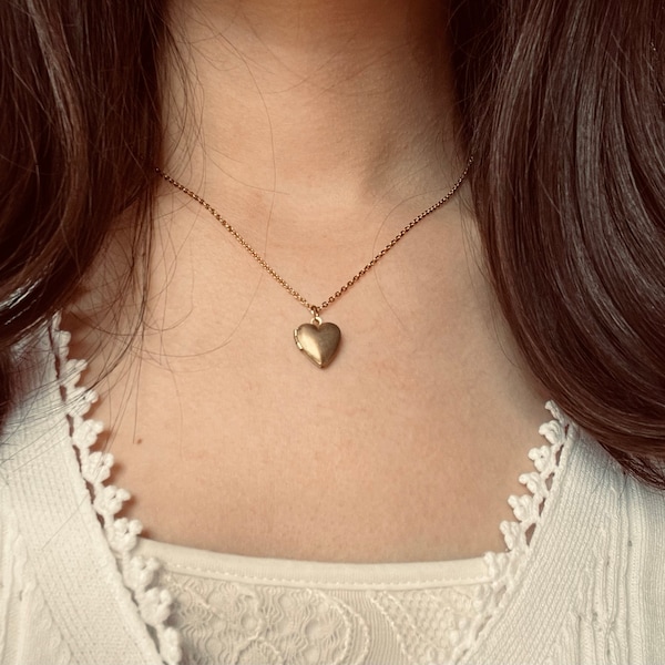 Heart Locket Necklace, Small Gold Heart Locket, Tiny Locket Pendant ...
