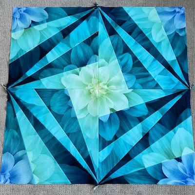 Wind Chimes. a 3-D Illusion Quilt Pattern by Quilter's Clinic - Etsy