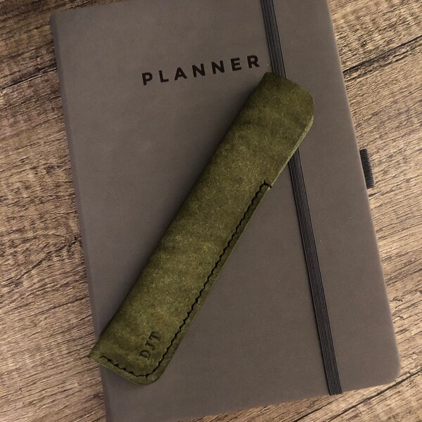 Personalised Leather Pen Case - Pen Holder, Gift for Him - Gift for Her ...
