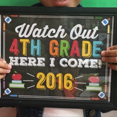 Watch Out 4th Grade Here I Come Sign First Day of 4th Grade - Etsy