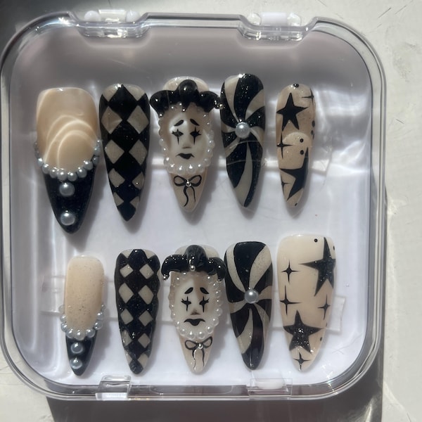 Gothic Clown-themed Press on Nails | 3D Sad Clown Face Nail Art | Bold ...