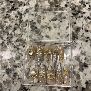 3D Freestyle Almond Goth Press on Nails, Handpainted Luxury Acrylic ...