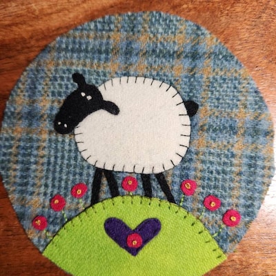 Sweet Sheep Pincushion Pattern Wool Applique Patterns Sheep Wool ...