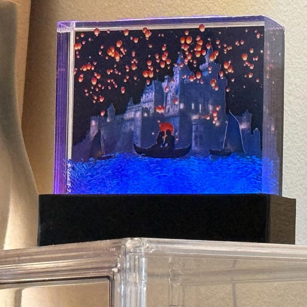 Jellyfish Swarm Resin Desk Light Underwater Epoxy Lamp Scuba ...