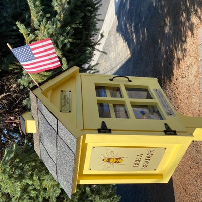 Flag Mount From the Family of the Founder of the Little Free Library ...