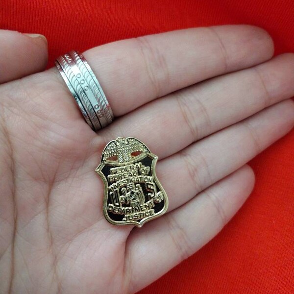 MI5 British UK National Security Intelligence Service 24KT James Bond ...