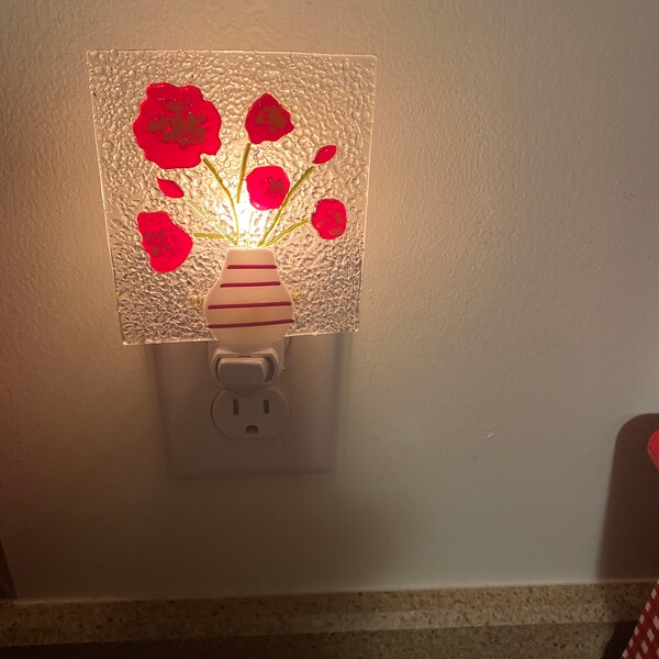 The Wine and Dine Grape Vine Night Light Perfect for a Wine Bar or ...