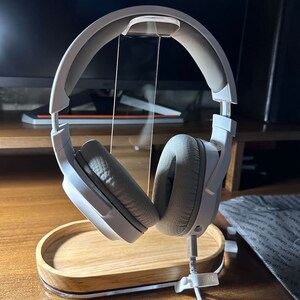 Apple Vision Pro Stand Display Stand for Your Headset With Integrated ...