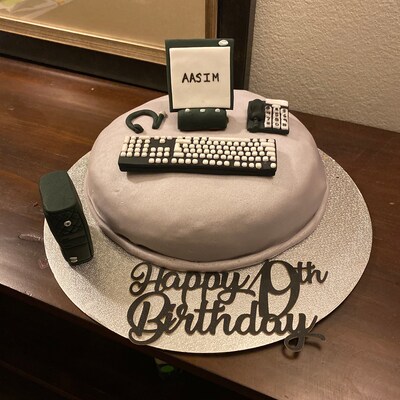 Fondant Computer Cake Topper Fondant Laptop Fondant Keyboard Programmer ...