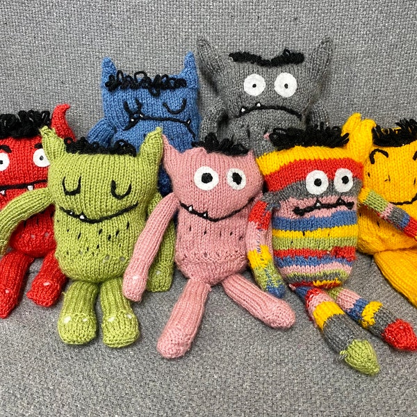 NUMBERBLOCKS Knitting Pattern. 16 Characters on Wood. PDF Download. - Etsy