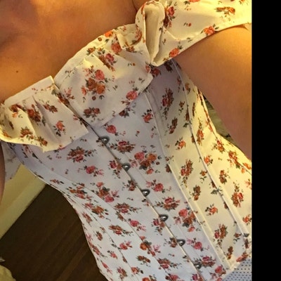 NEW BEAUTIFUL Classic Victorian Off-shoulder Ruffles Style Classy Sky ...