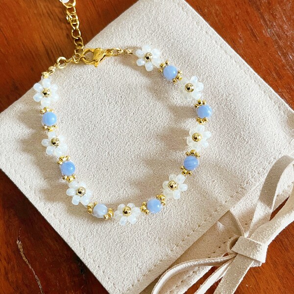 Daisy Flower Gemstone Bead Bracelet | 14k Gold Filled | 18k Gold Plated ...