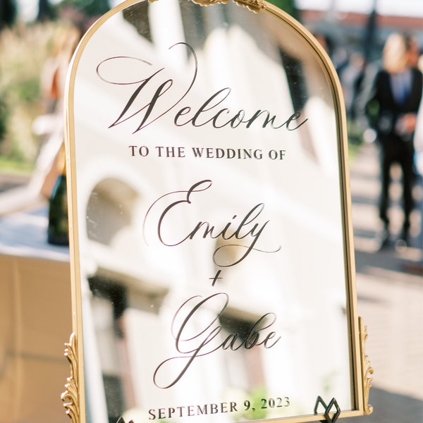 Welcome Wedding Mirror Sign Vinyl Lettering Elegant Wedding Reception ...