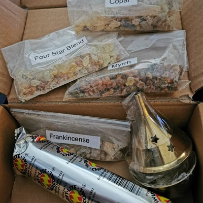 The Complete Incense Resin Set 4 Resins, Charcoal Discs, Brass Burner ...