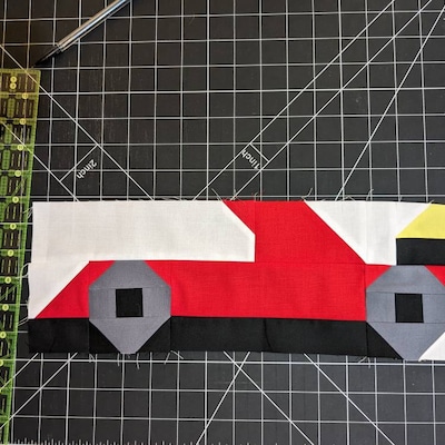 PDF Quilt Block Pattern Family Car With Tree Christmas Edition Vehicle ...