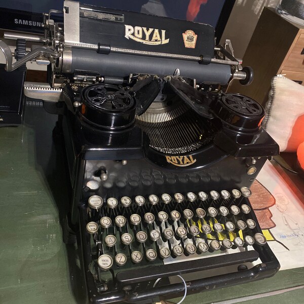 Vintage Stunning Design ABC Typewriter, 1963 High Quality German ...