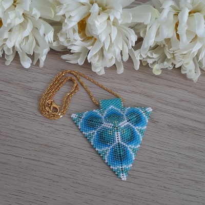 Pattern for Triangle Pendant, Peyote Patterns, Beading, Peyote Stitch ...