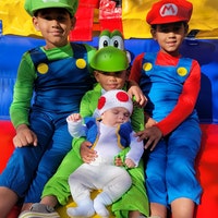 Super Mario Toadstool Baby Set: Hat, Diaper Cover, Vest, Booties, Super ...