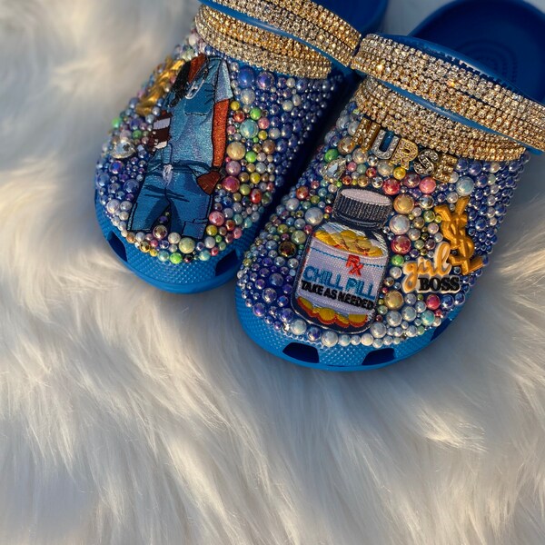 Vintage "chill Pill" 1-pc, Size 3.5", Embroidered Patch, Fun Appliques ...