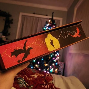 Crescent City 2 Sprayed Edge Design - Etsy