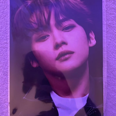 Stray Kids Neon Jeongin Art Print Gift for Stays - Etsy