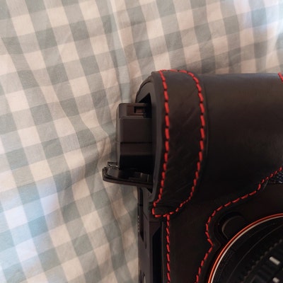 LIM'S Genuine Italy Leather Camera Half Case & Dovetail Plate for Sony ...