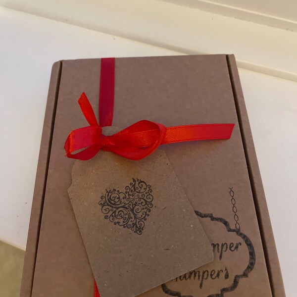 Kinder Bueno Chocolate Gift Box | Kinder Hamper | Personalised Gift Tag ...