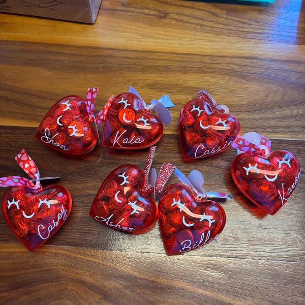 Conversation Heart Balloon Bouquet, Candy Heart Balloons, Valentines ...