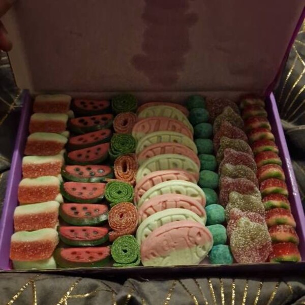 Watermelon Pick N Mix Box, Sweets, Gift, Custom Sweet Box, 1KG Pick and ...