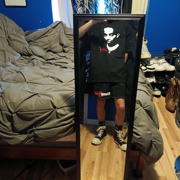 Never Chase A Hoe T-shirt - Etsy