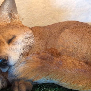 Red Fox Figurine Napping Statue Resin Yard Ornament Lawn Decor Garden ...