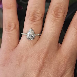 Teardrop Shaped Diamond Wedding Ring, 1.5ct 6x9mm Pear Moissanite Ring ...