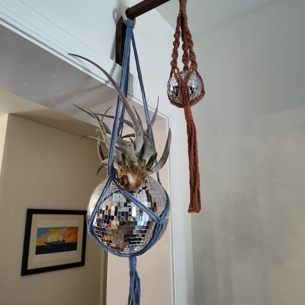 Macrame Disco Ball Plant Hanger, Retro Theme Planter, Disco Ball Decor ...