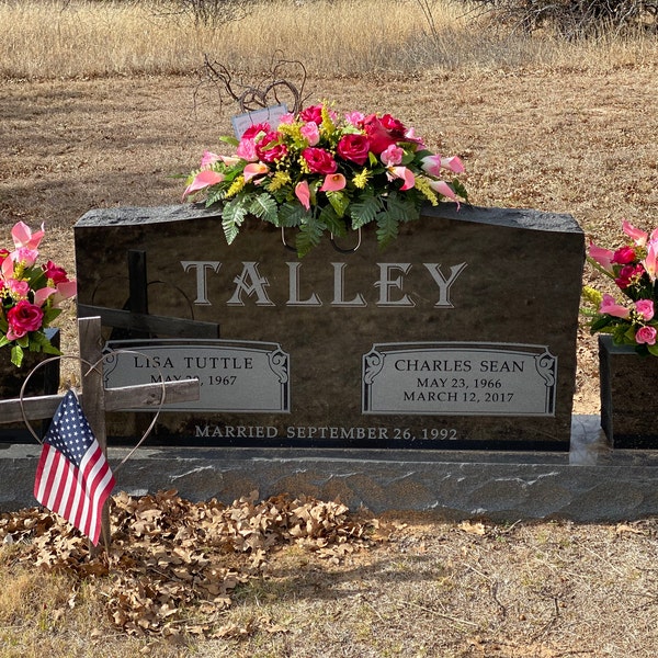 This Headstone Saddle and Cemetery Cone Set Has Silk Grave Flowers ...