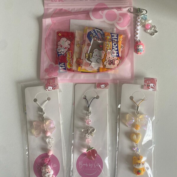 HANDMADE Cute Kawaii Cloud Bunny Keychains, Keyring, Beaded Accessory ...