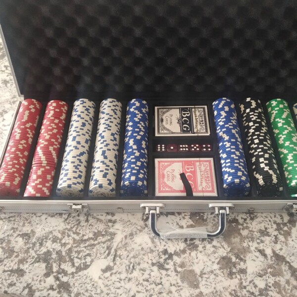 500 Personalized Poker Chip Set - Great Holiday Gift! - Etsy