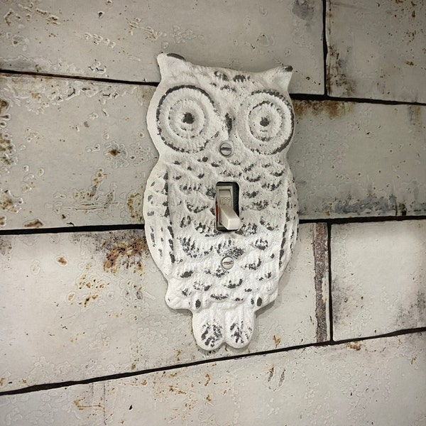 Shabby Chic Owl Light Switch Cover: Distressed Farmhouse Decor - Etsy