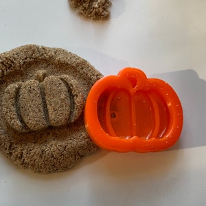 Cross Crucifix Cabochon Rubber Mold Opaque Made in America - Etsy