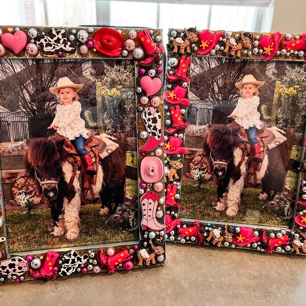 Classy 3D Cosmetics Charm Picture Frame| Unique Makeup Design Frame ...