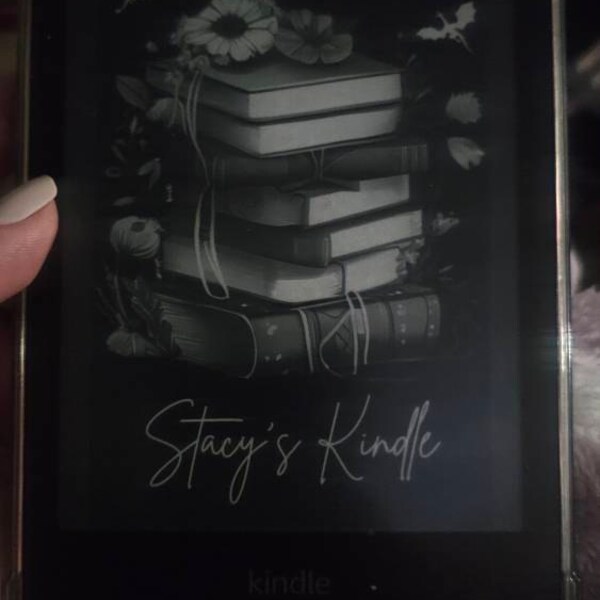 Custom Kindle Lock Screen, Book Stack Romantasy Kindle Screen Saver ...