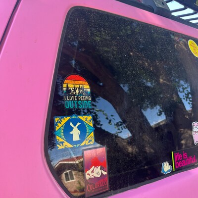 I Love Peeing Outside Sticker, Funny Sticker, Camping Sticker, Outdoor ...