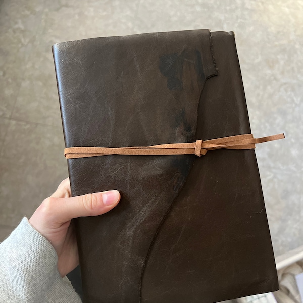 Illustrated Lord of the Rings Leather Book by JRR Tolkien, Alan Lee ...