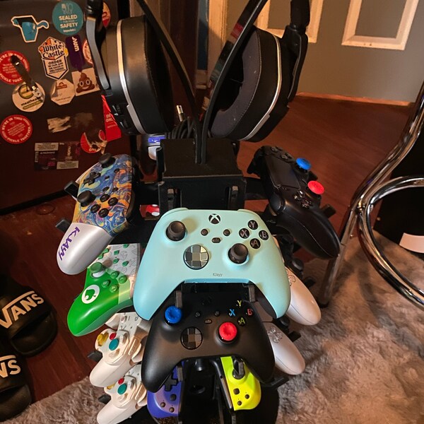 Fang Control Tower Video Game Controller Stand Original - Etsy
